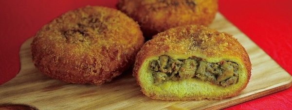 Let’s Try Curry Buns, Born In Japan♪ -The 7 Best Curry Buns In Tokyo ...